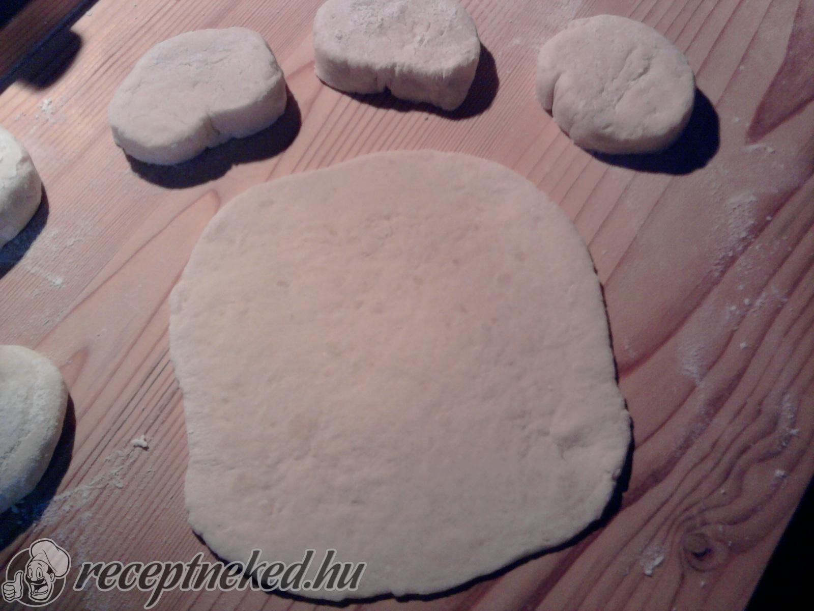 Krumplilángos recept Mnandi konyhájából - Receptneked.hu