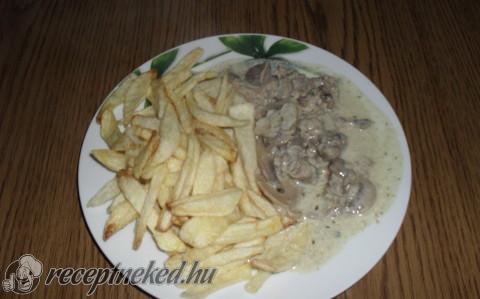 Tejszínes-gombás sertésragu recept Nagy Patrícia konyhájából ...