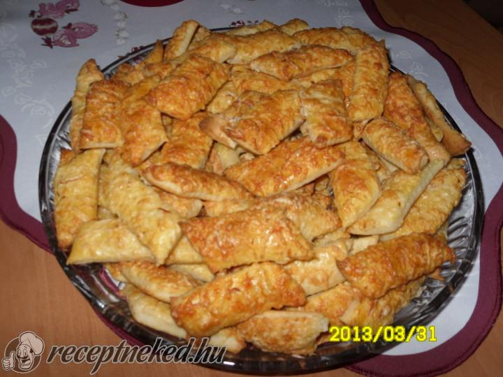 Sajtos rúd recept Napsugar333 konyhájából - Receptneked.hu