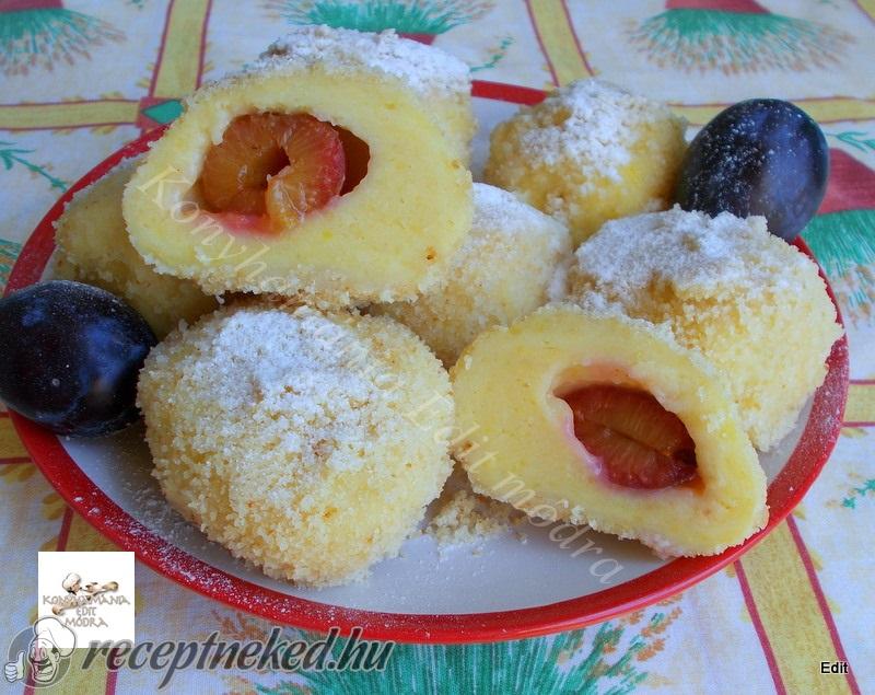 Szilvás gombóc recept Vass Laszlone konyhájából - Receptneked.hu