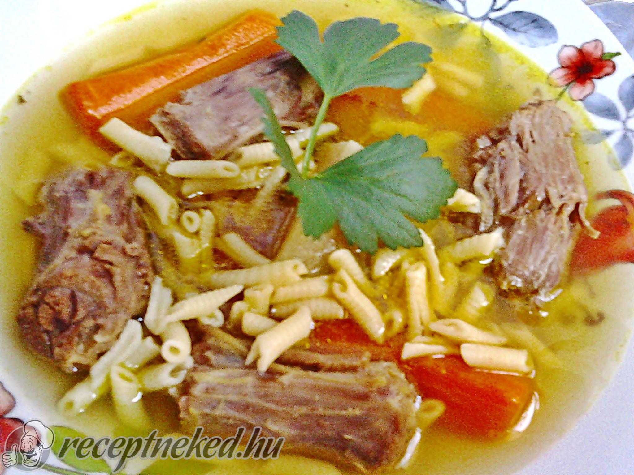 Húsleves a baromfiudvarból recept Kautz Jozsef konyhájából - Receptneked.hu