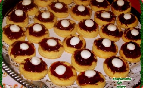 Ribizlis linzer habcsókfelhővel recept Vass Laszlone konyhájából ...