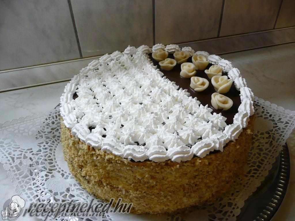 Diótorta recept Burázs Györgyné konyhájából - Receptneked.hu
