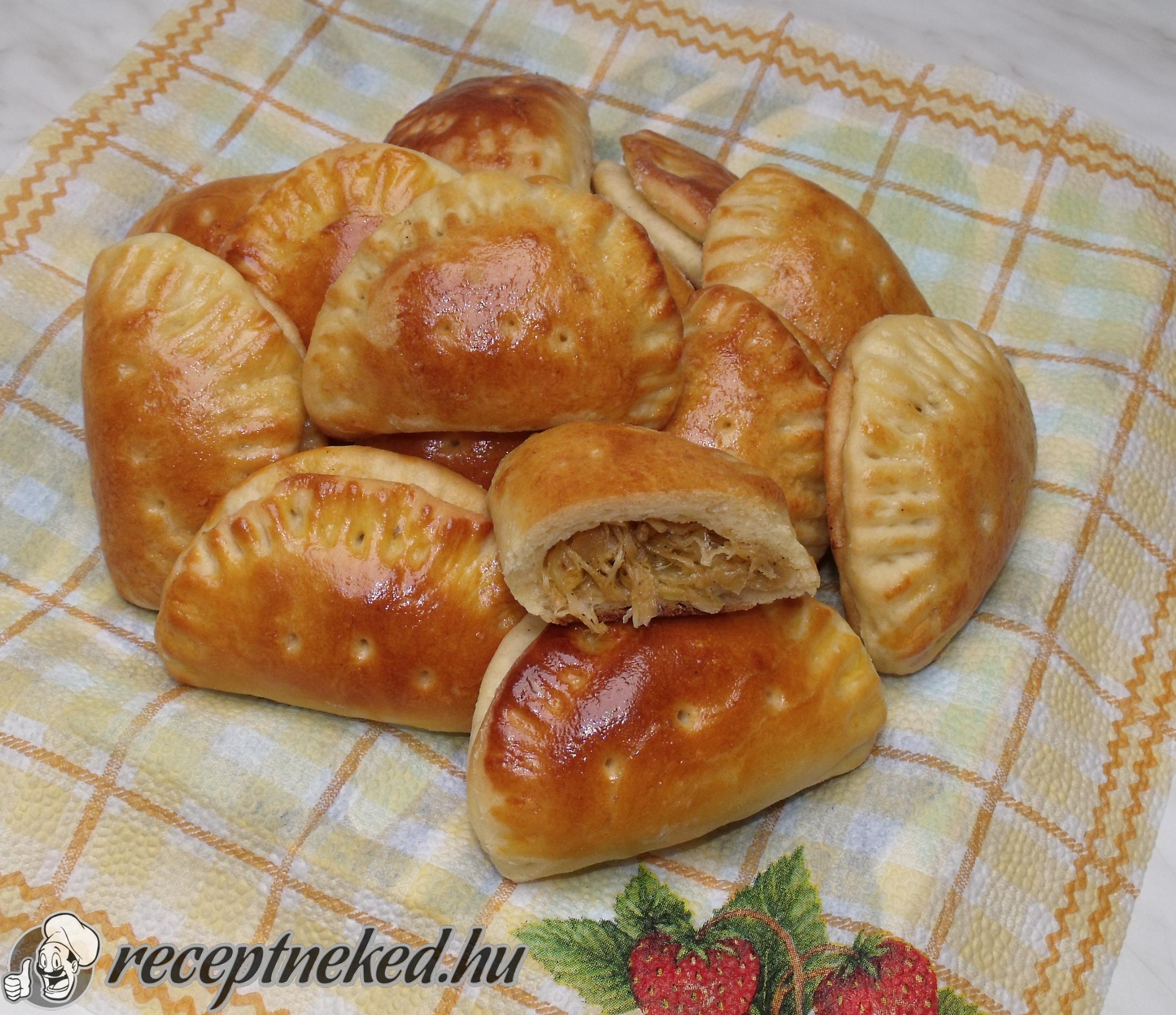 Káposztás pirog recept Koncz Andrea konyhájából - Receptneked.hu