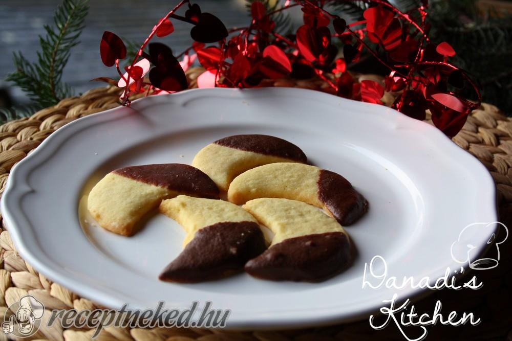 Karácsonyi mandulás keksz recept Kovacs Dana Gabriella konyhájából ...