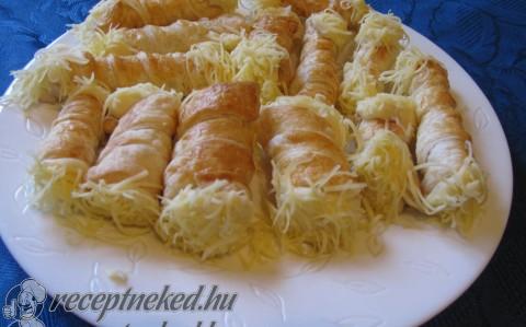 Sajtos roló recept Andimama konyhájából - Receptneked.hu