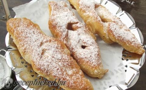Extra puha csöröge fánk recept Szani konyhája konyhájából - Receptneked.hu