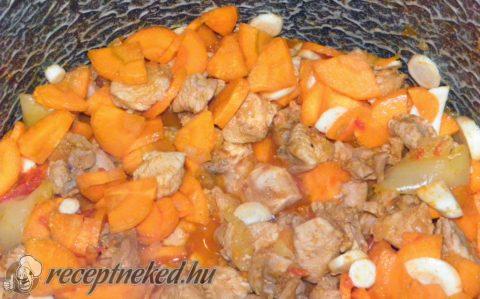 Gulyás leves pulykából recept LigetiK konyhájából - Receptneked.hu