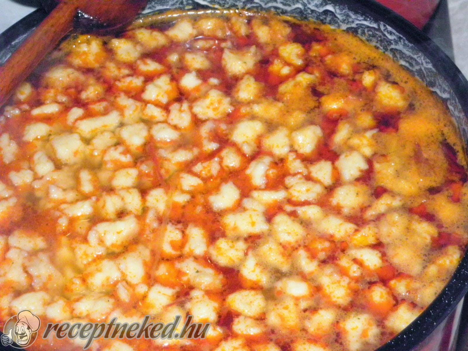 Gulyás leves pulykából recept LigetiK konyhájából - Receptneked.hu