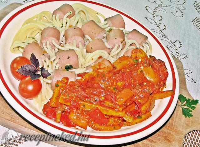 Spagettivel tűzdelt virsli paradicsomos raguval recept Hajdu Istvan ...