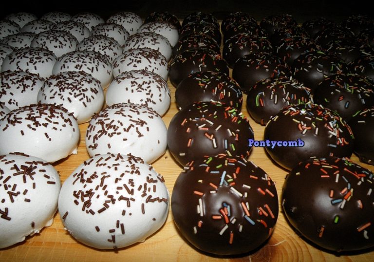 Lekvárral töltött mézeskalács puszedli recept Receptneked konyhájából ...