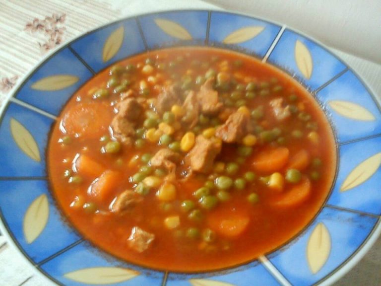 Sertés raguleves zöldborsóval recept pontycomb konyhájából - Receptneked.hu