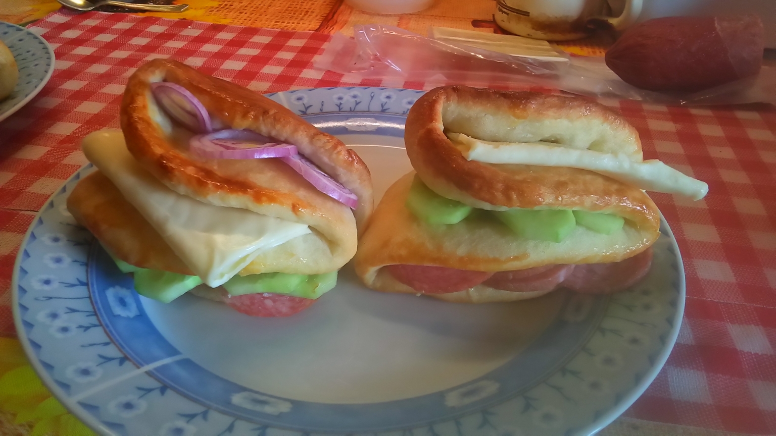 Házi zsemle recept Vass Laszlone konyhájából - Receptneked.hu