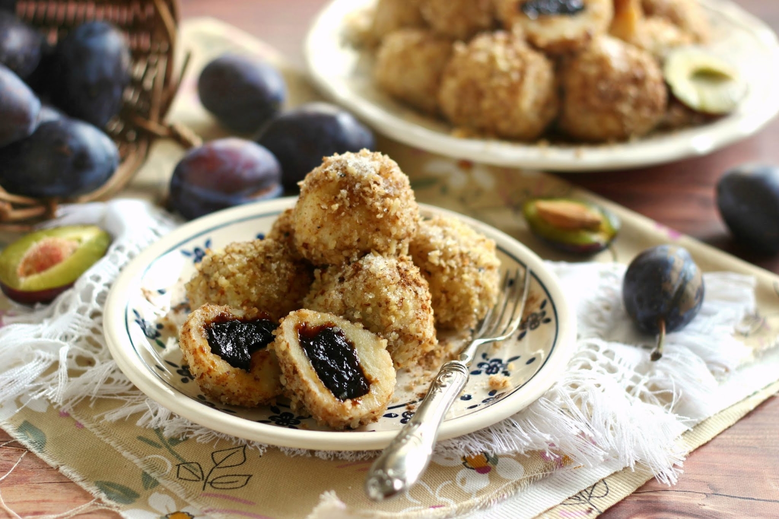 Aszalt szilvás gombóc recept dudika688 konyhájából - Receptneked.hu