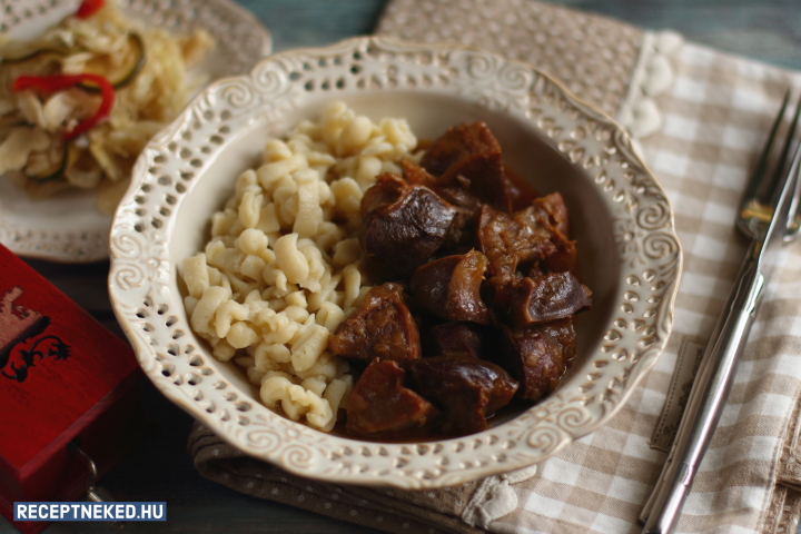 Pincepörkölt recept molnarbela55 konyhájából - Receptneked.hu