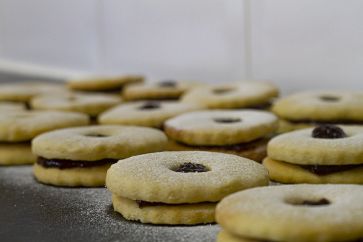 Egyszerű linzer recept Travelling Kitchen konyhájából - Receptneked.hu