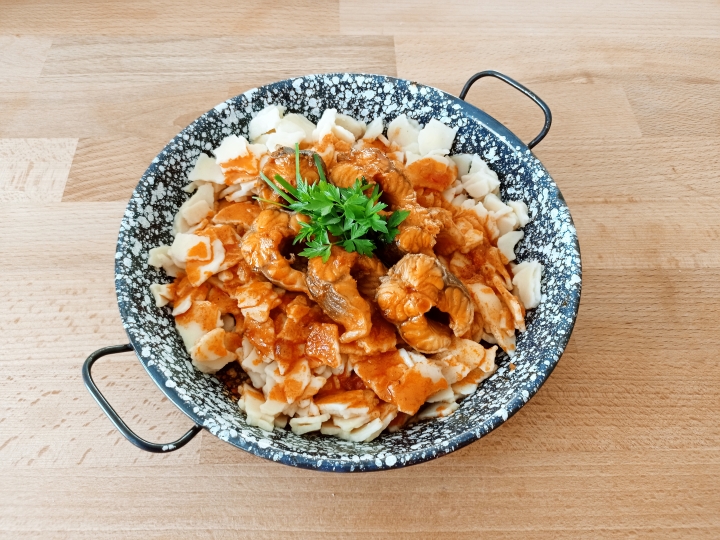 Angolna pörkölt recept kajakóma konyhájából - Receptneked.hu